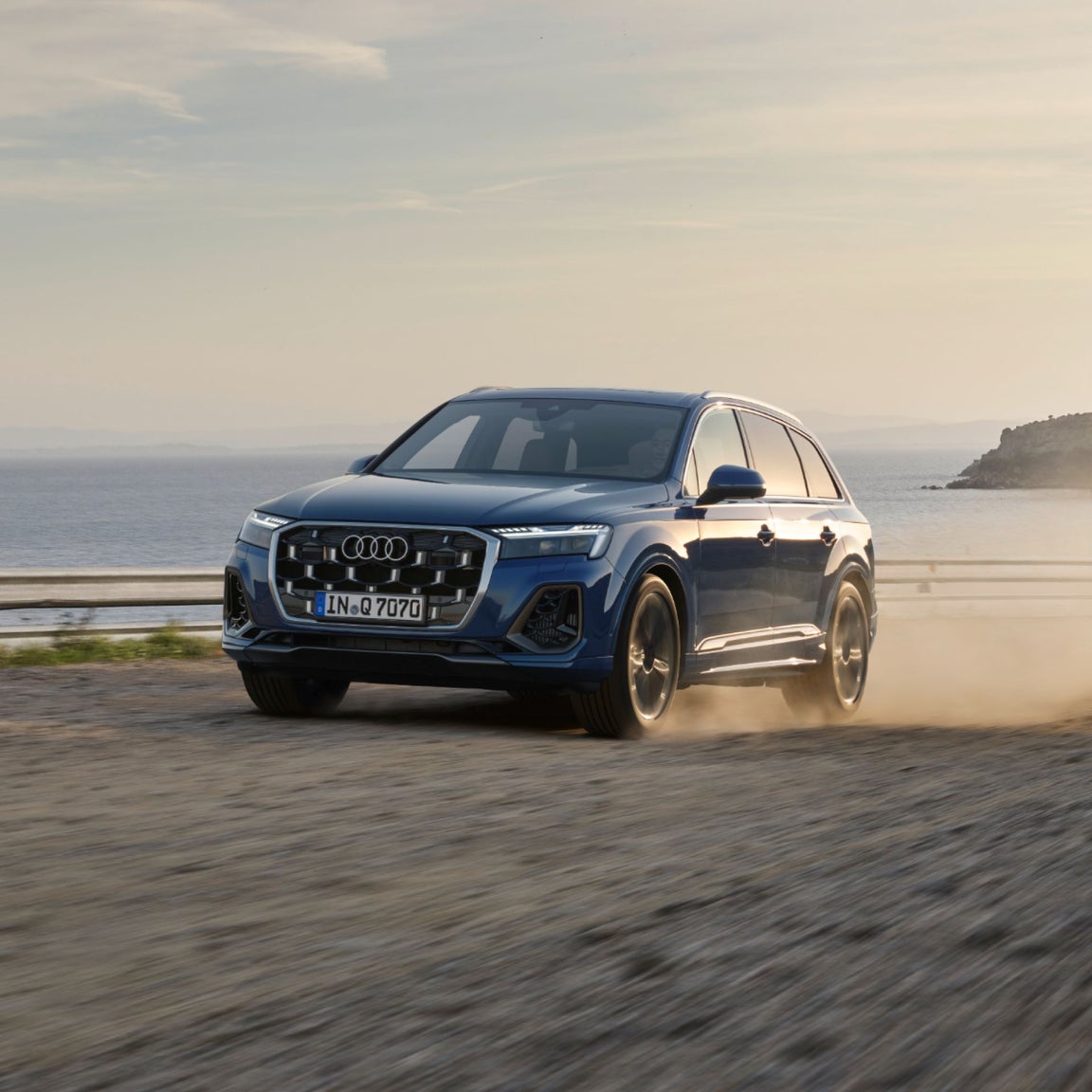 Audi Q7 | Q7 Range | Audi UK