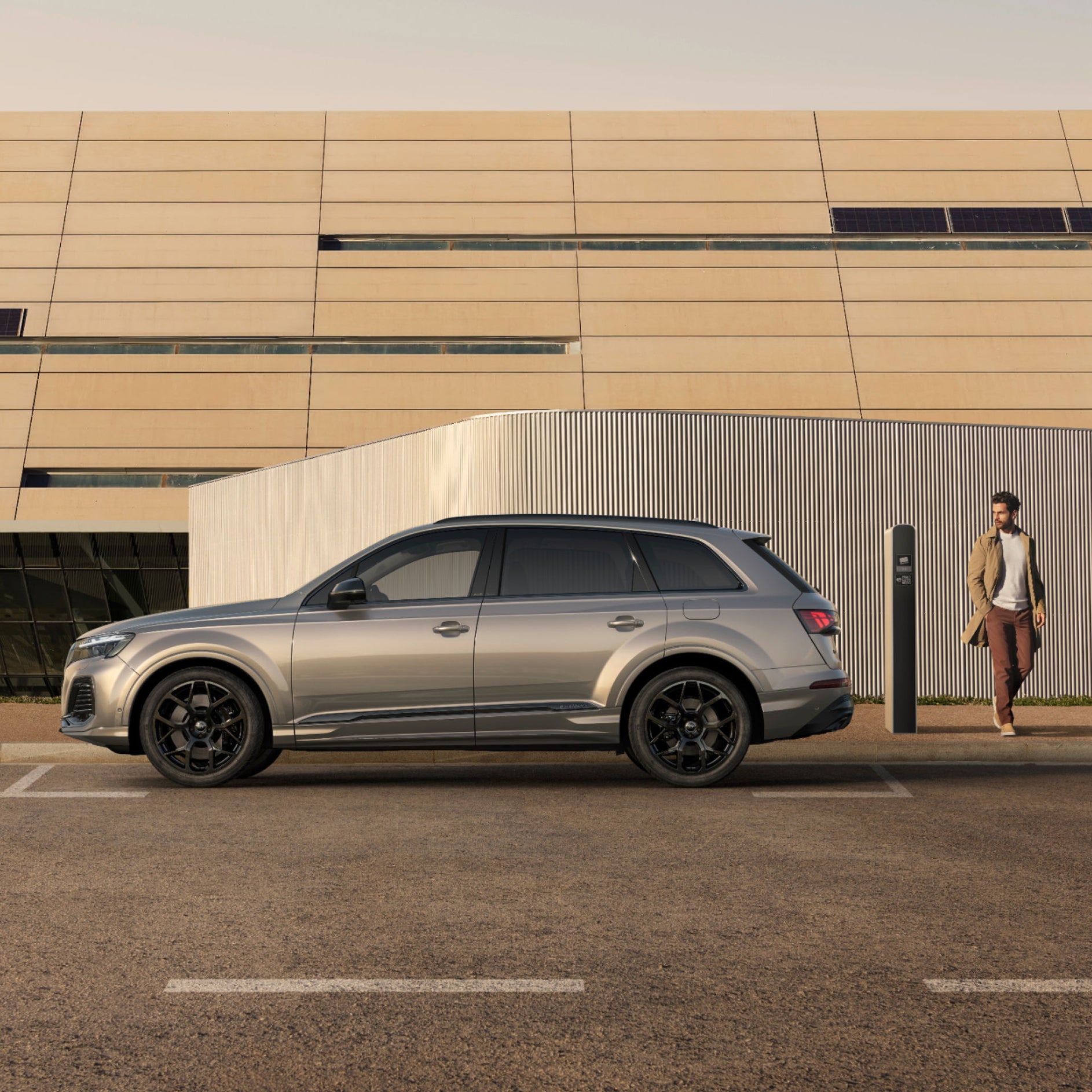 Phares Audi Matrix LED : un million de pixels dansant en rythme | Audi ...