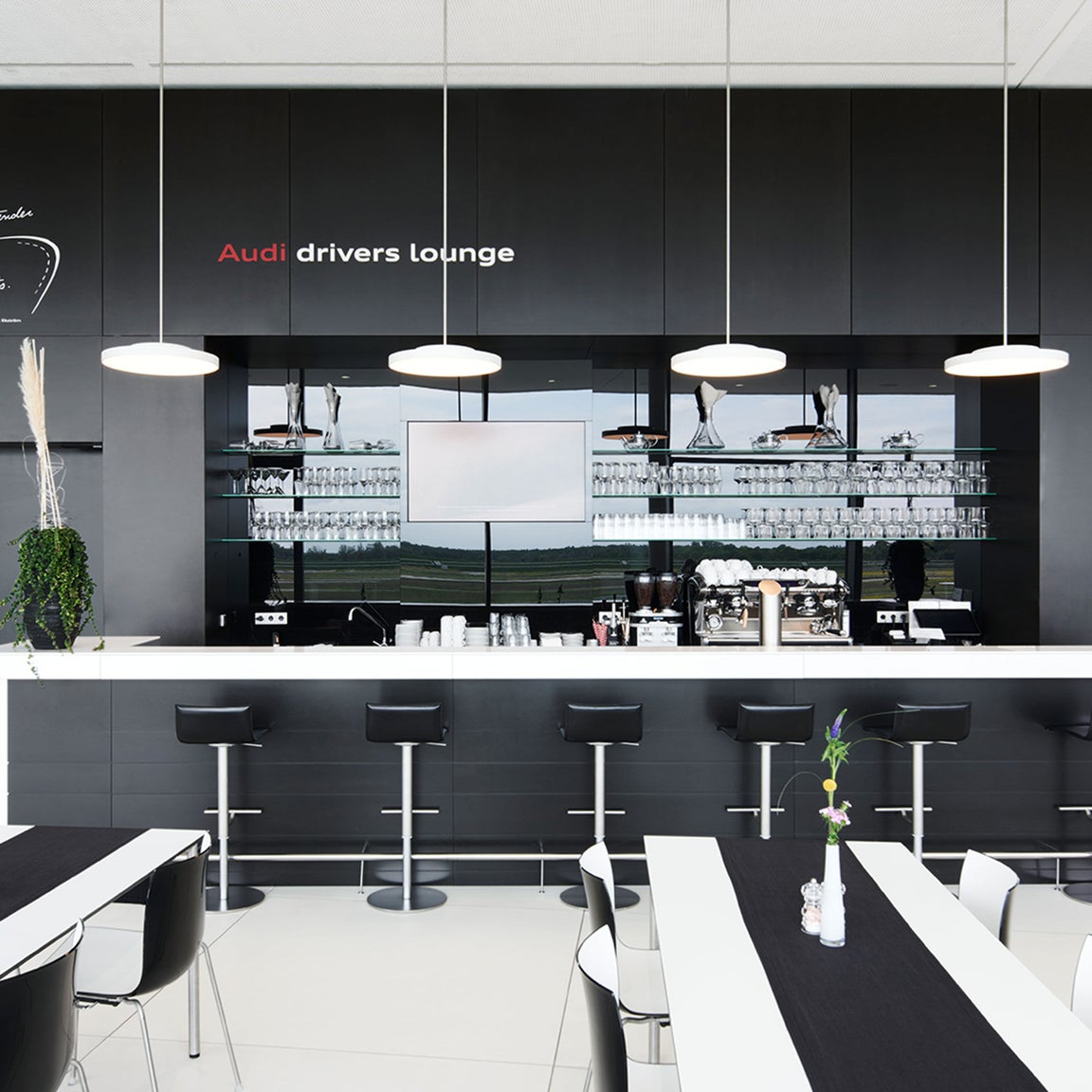 Audi driving experience center | Audi driving experience