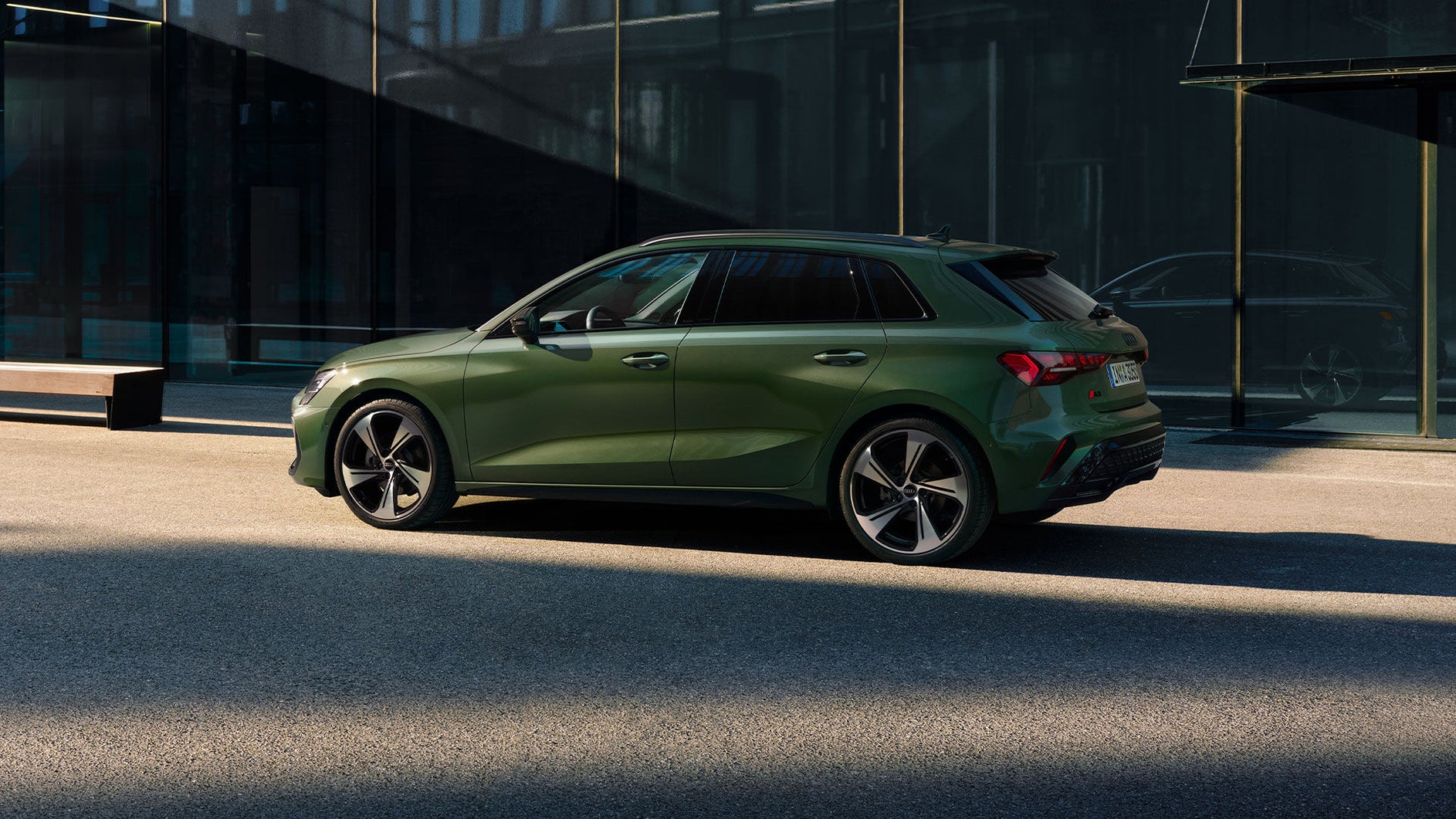 Medidas del Audi A3, dimensiones y maletero | Audi España