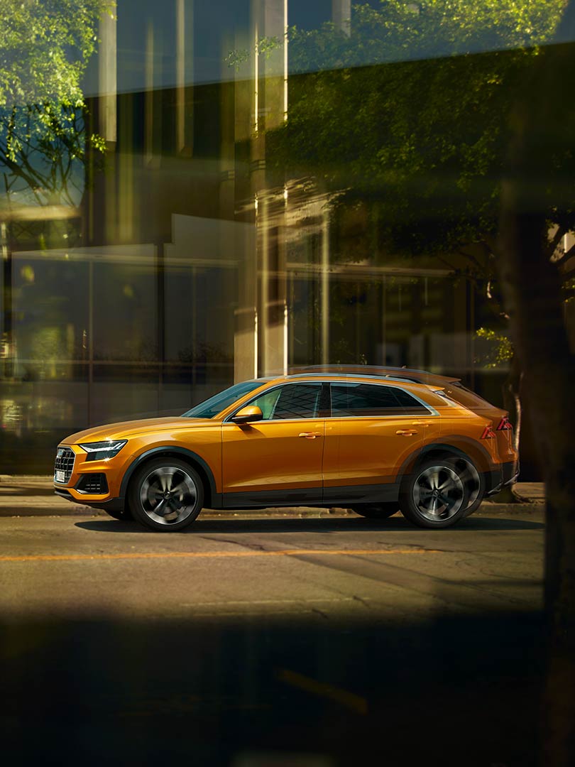 Q8 > Q8 > Audi Pakistan